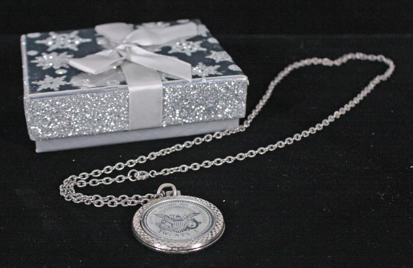 RARE VINTAGE 1976 BICENTENNIAL FAUX SILVER TWENTY DOL… - Gem