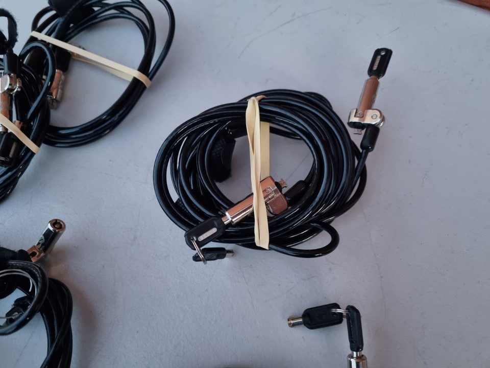 Joblot of 2 HP Nano Master Keyed Cable Lock 1AJ39AA. Joblot of 2 ...