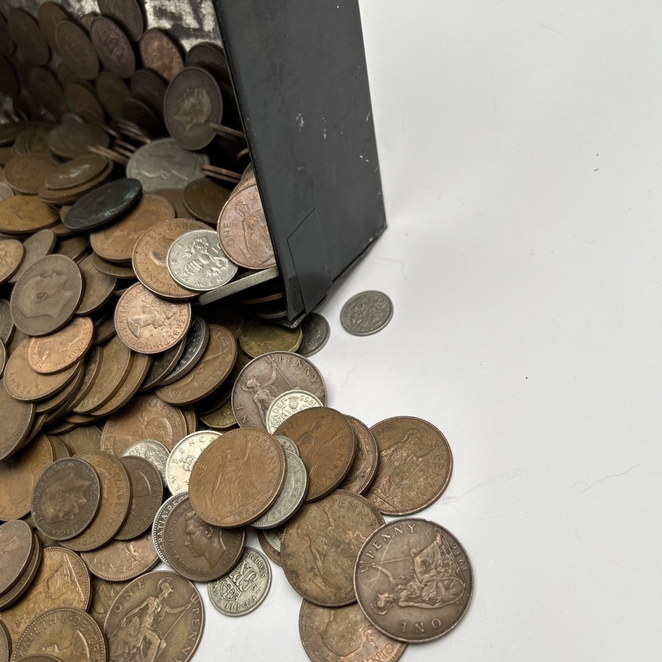 Huge job lot tin of old British coins over 5kg old British coinage ...