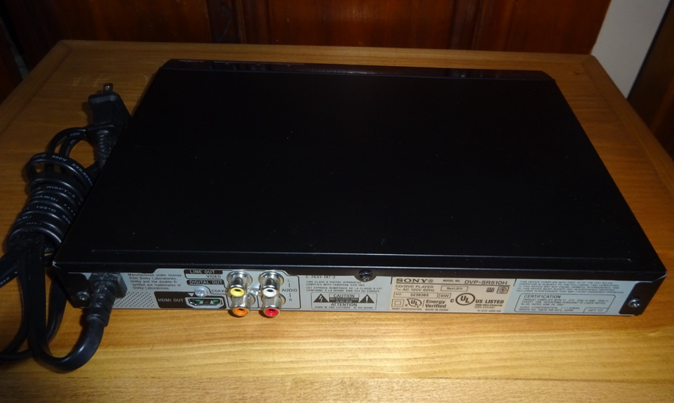 SONY DVD Upscaling Player, Model DVP-SR510H, HDMI 1080p Upscale, w ...