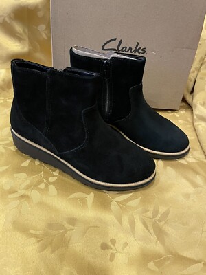 Clarks Sharon Swing 6 Wide Black Suede Boots Booties Wedge | eBay