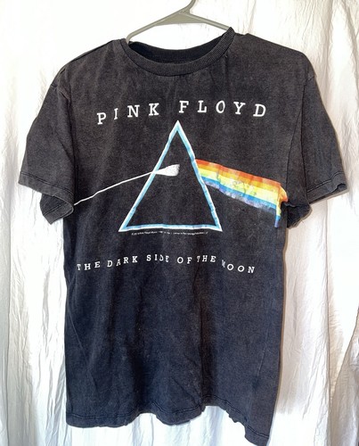 Vintage 90's Pink Floyd Concert T-Shirt Dark Side of the Moon Rare ...