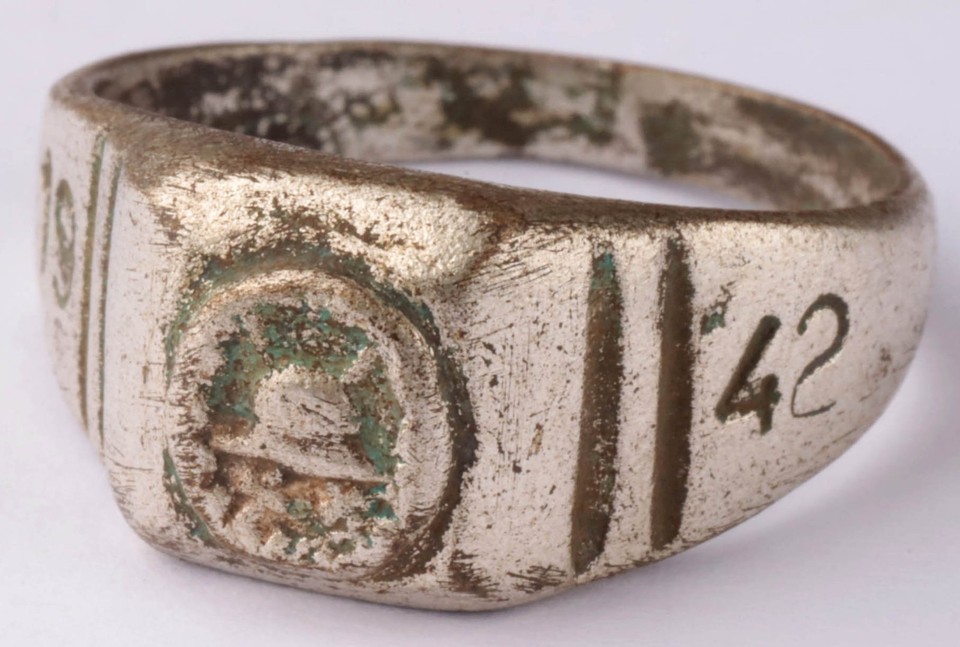 1942 German Ring WW2 war period WWII Germany Battlefield artifact Hat ...
