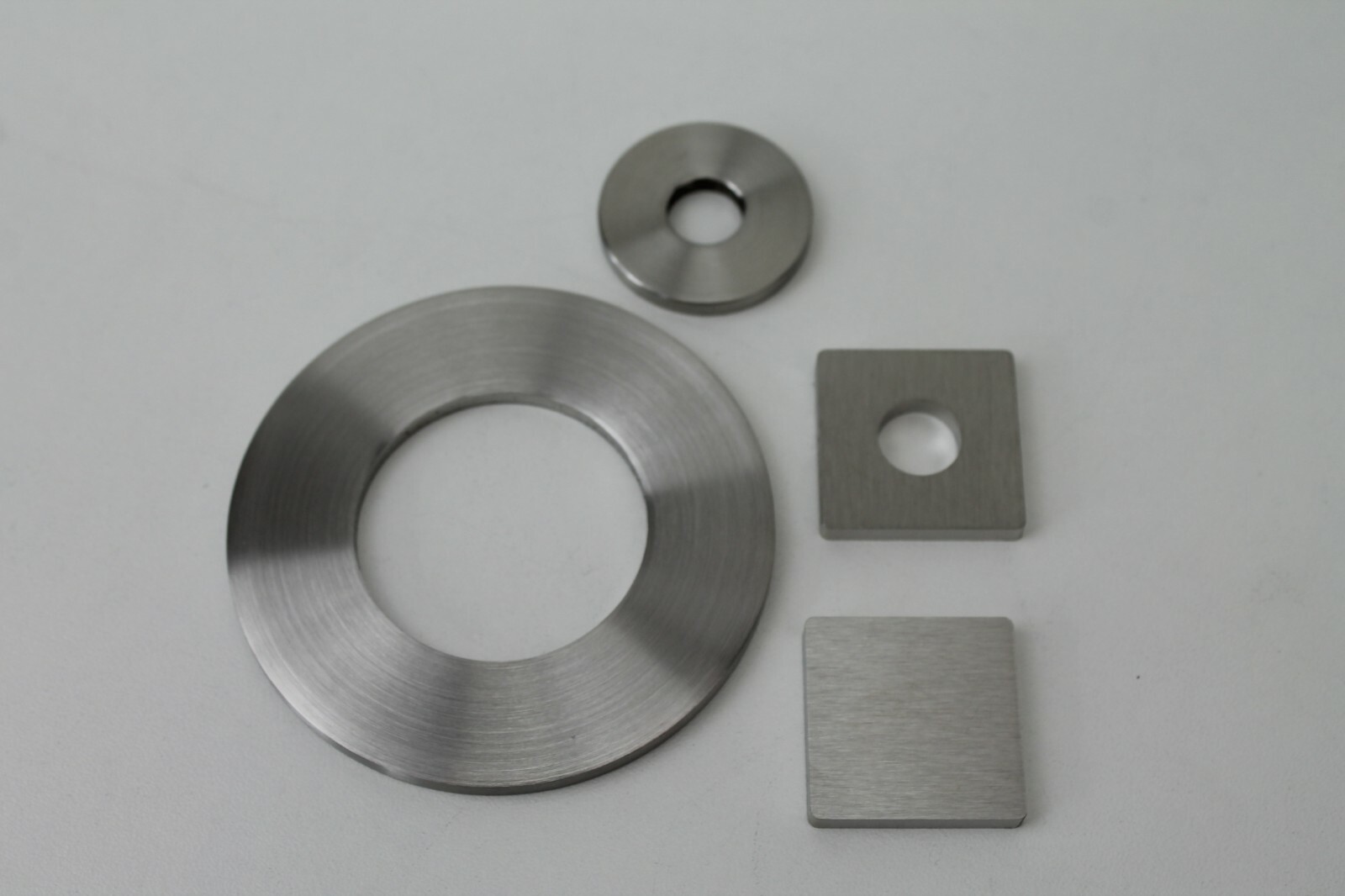 Anschweißblech Edelstahl K240 - Ronde Loch Metall Lasche Scheibe rund ...