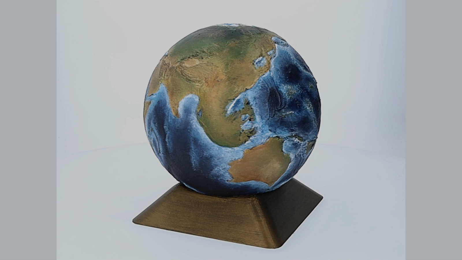 Earth Globe artistic urn Unique urn for ashes for travelers Planet urn ...