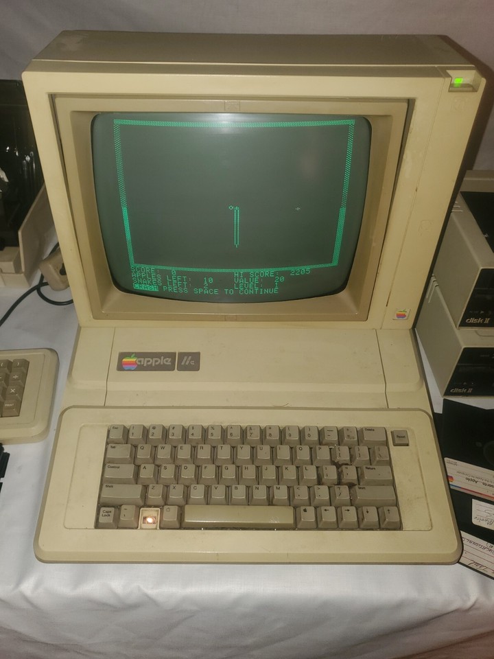 Vintage Apple IIC Computer | eBay