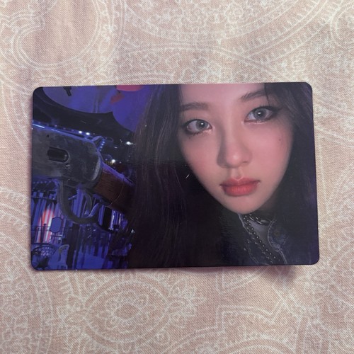 Loona yves not friends photocard | eBay