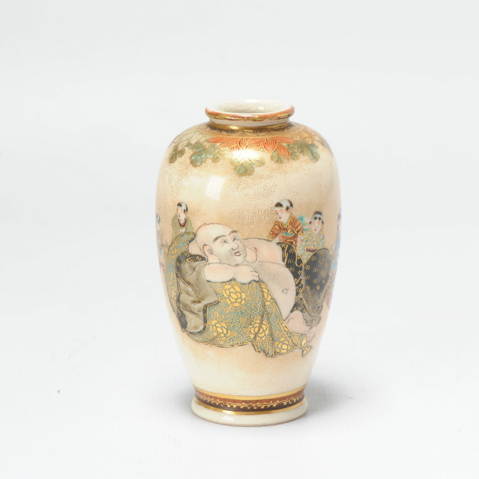 Small Antique Beautiful Dozan Japanese Satsuma Vase with Hotei Karako ...