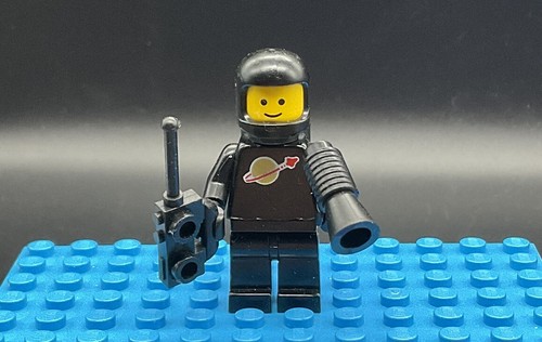 Lego Black Spaceman Minifigure Classic Space Vintage | eBay