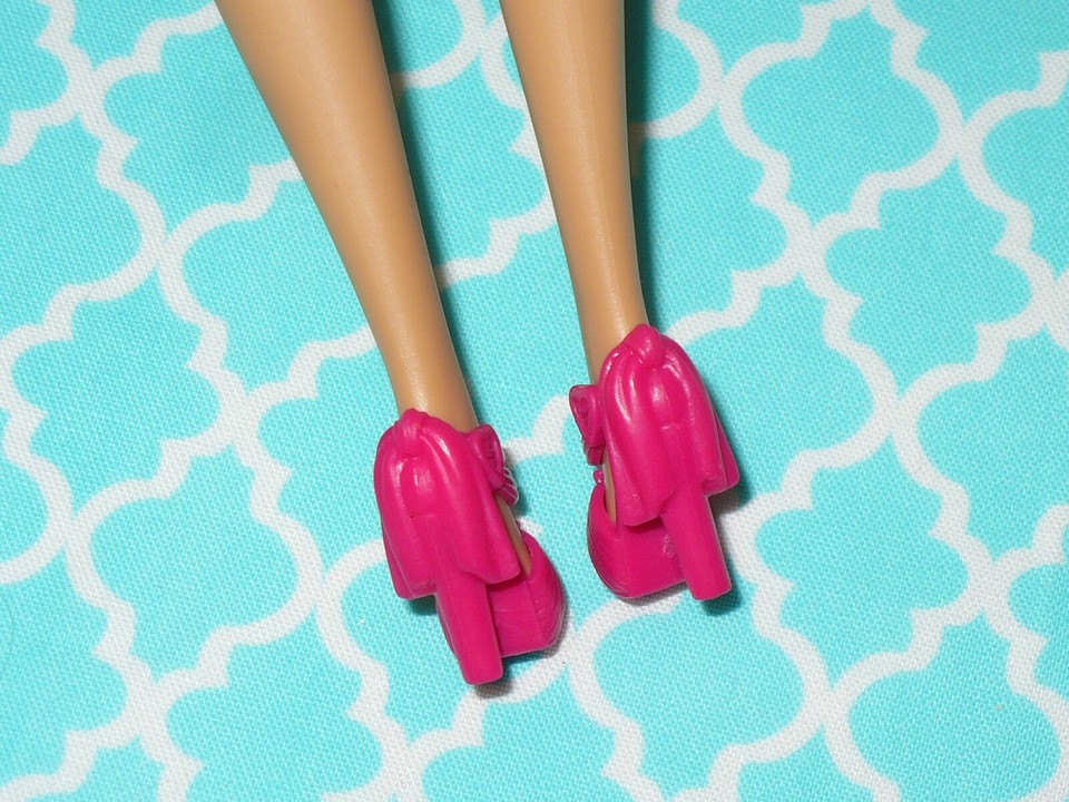 Mattel Barbie Doll Shoes Fashionistas Fashion Fever ~ Pink Sandals