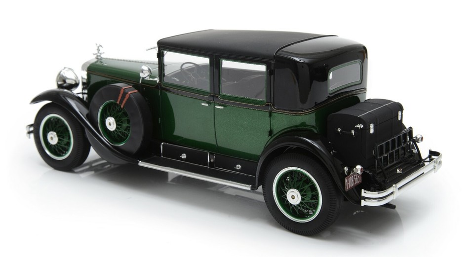 1928 Cadillac 341A Town Sedan Al Capone's car in 1:18 scale by Esval ...