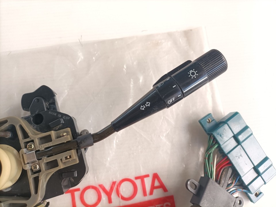 NOS TURN SIGNAL SWITCH For TOYOTA CARINA TA60 CA60 SA60 CORONA AT140 ...