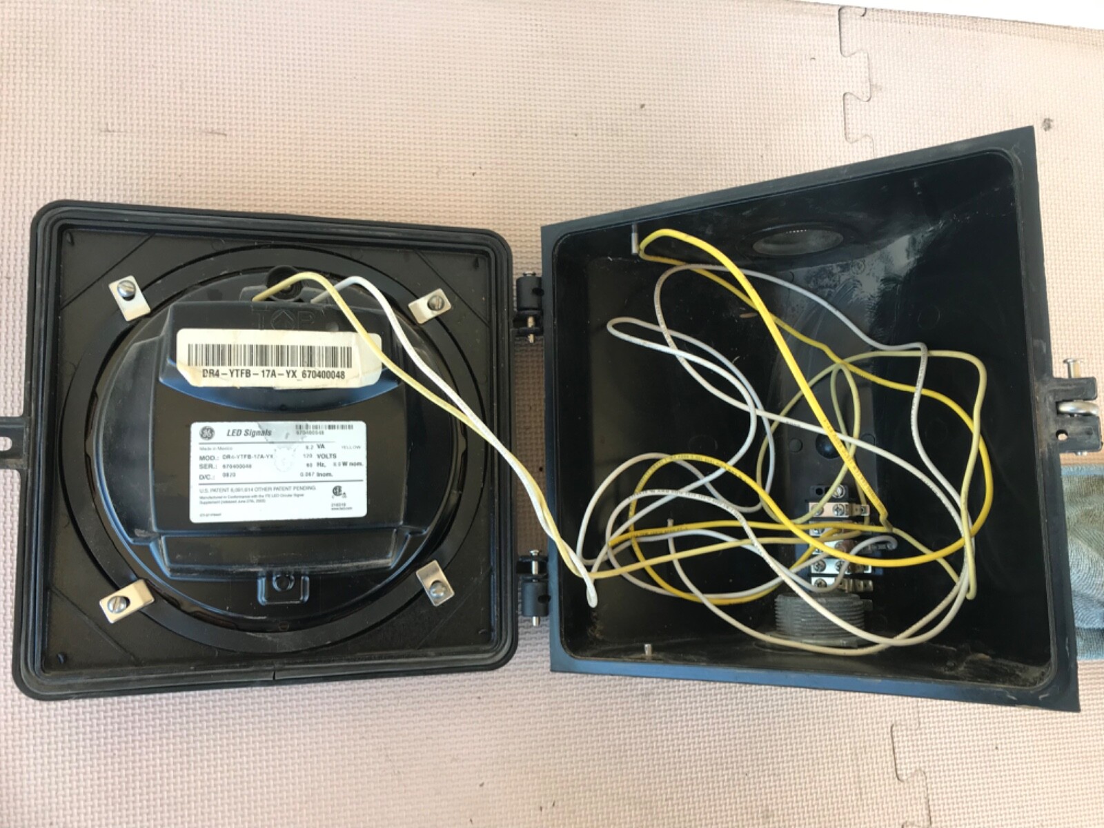 McCain traffic signal housing 8” Yellow led School Zone Crosswalk led ...