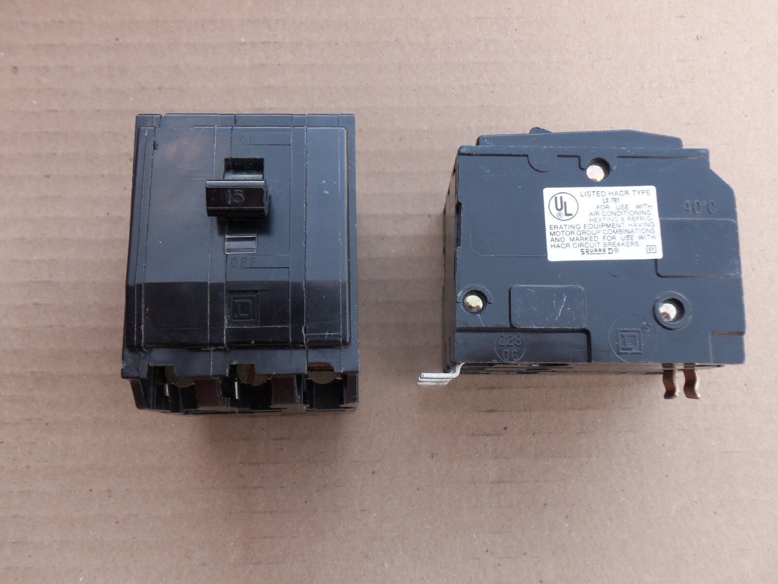 SQUARE D QOB QOB315 3 POLE 15 AMP 240V CIRCUIT BREAKER BLACK BOLT ON ...