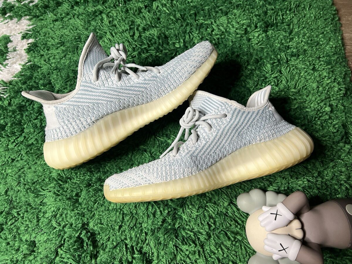 Size 10 - adidas Yeezy Boost 350 V2 Cloud White Non Size 10 - adidas Yeezy Boost 350 V2 Cloud White Non