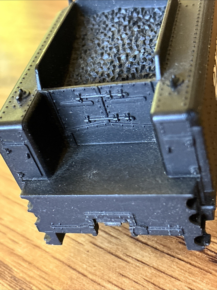 HO Bachmann steam slope back switcher coal tender, # 2126, needs a ...