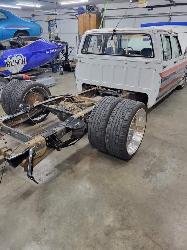 73-87 chevy gmc C10 C20 C30 Bolt On 4 Link with cantilever | eBay