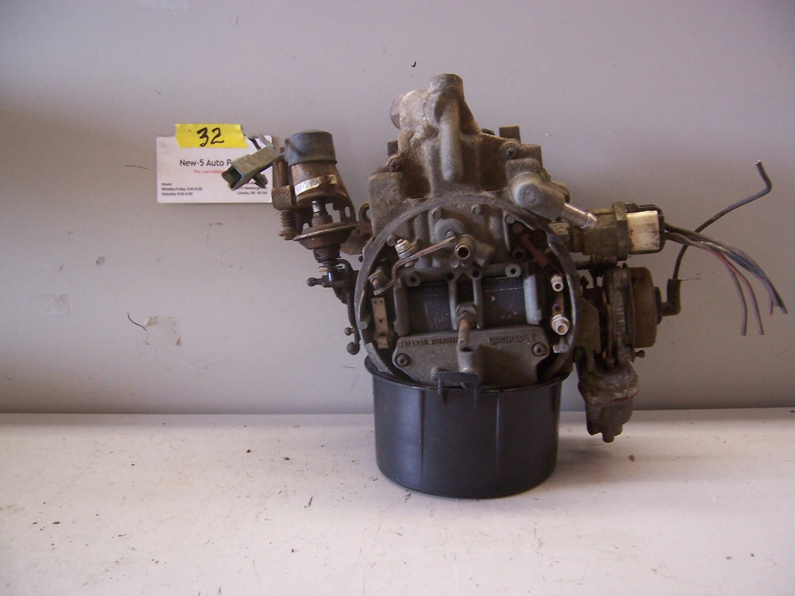 1981-82 FORD 302/5.0-302 VARIABLE VENTURI 2 BARREL TYPE 7200 CARBURETOR ...