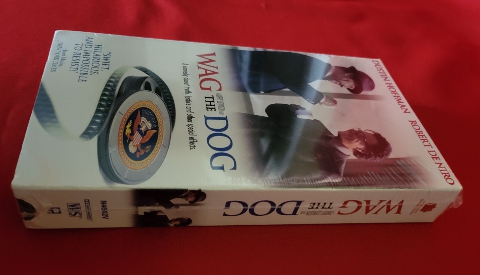 Wag The Dog VHS Dustin Hoffman Robert de Niro New Factory Sealed ...