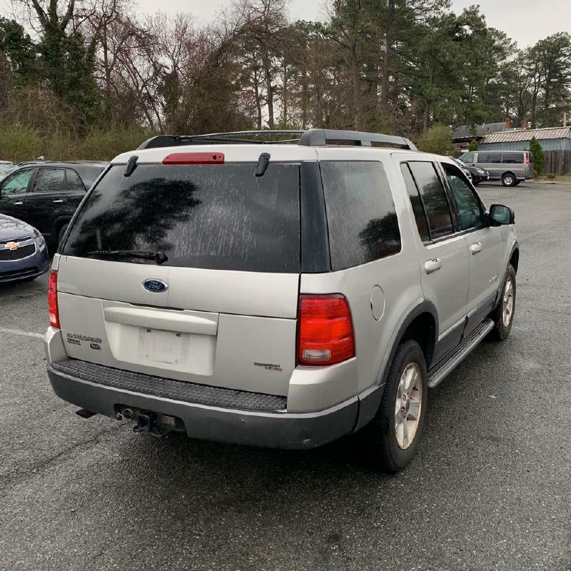 2005 Explorer Rear End 2005 Ford Explorer Pictures 64 Photos