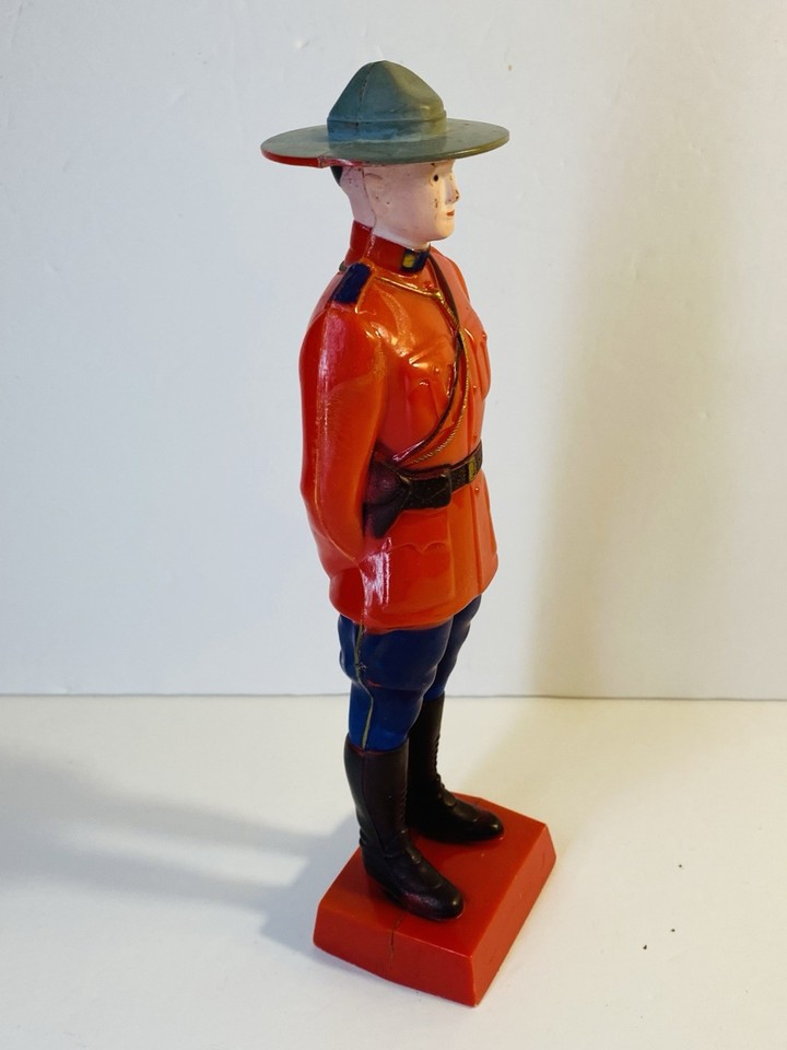 1950s Reliable Plastic Royal Canadian Mountie 7.5” Inch Made In Canada ...