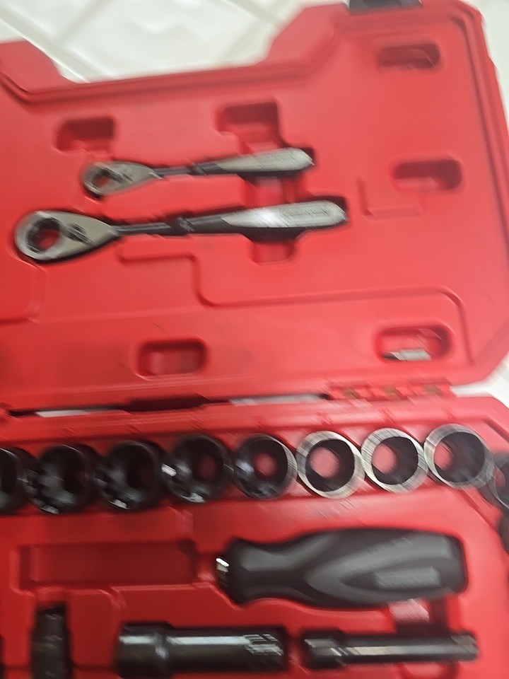 CRAFTSMAN 937698 85 Pieces Universal Max Axess Set Pass Through Socket ...