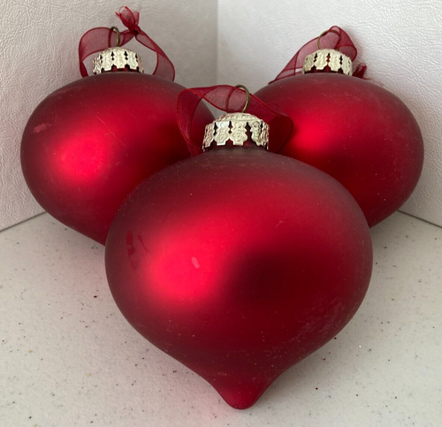 (Set of 3) Frontgate 4" Glass Red Kaiser Finial Round Christmas ...