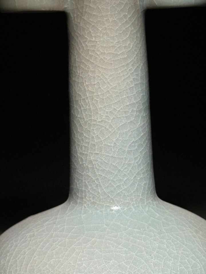 Ru kiln porcelain vase from the Song Dynasty, rare sky blue glaze from ...