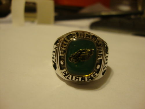 PHILA EAGLES BALFOUR RING IN BOX SZ 12 WITH HOLOGRAM SUPERBOWL CHAMPS ...