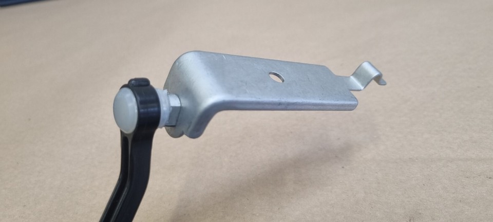 Volvo S80 MK2 124 2007-ON Front Left Headlight Level Sensor 31288271 ...