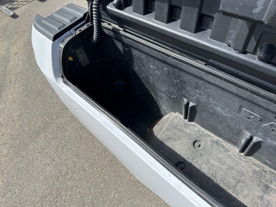 12-23 DODGE RAM 1500 6'4 BOX BED STORAGE IN SIDE, BRIGHT WHITE CLEAR ...