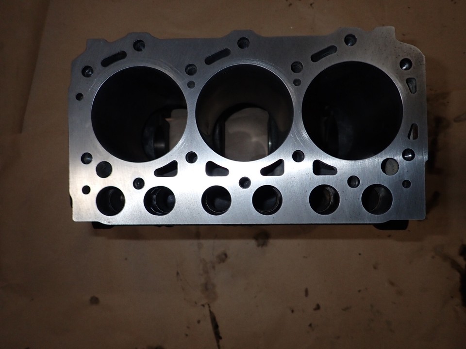 Yanmar 3TNV74F Diesel Engine Block Crankcase 119C16-95000 John Deere ...