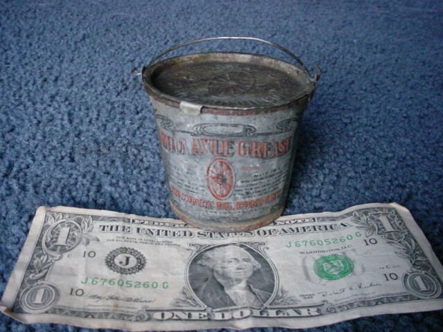 ANTIQUE SAMPLE PAIL STANDARD OIL Co. MICA AXLE GREASE Mini Tin Can ...