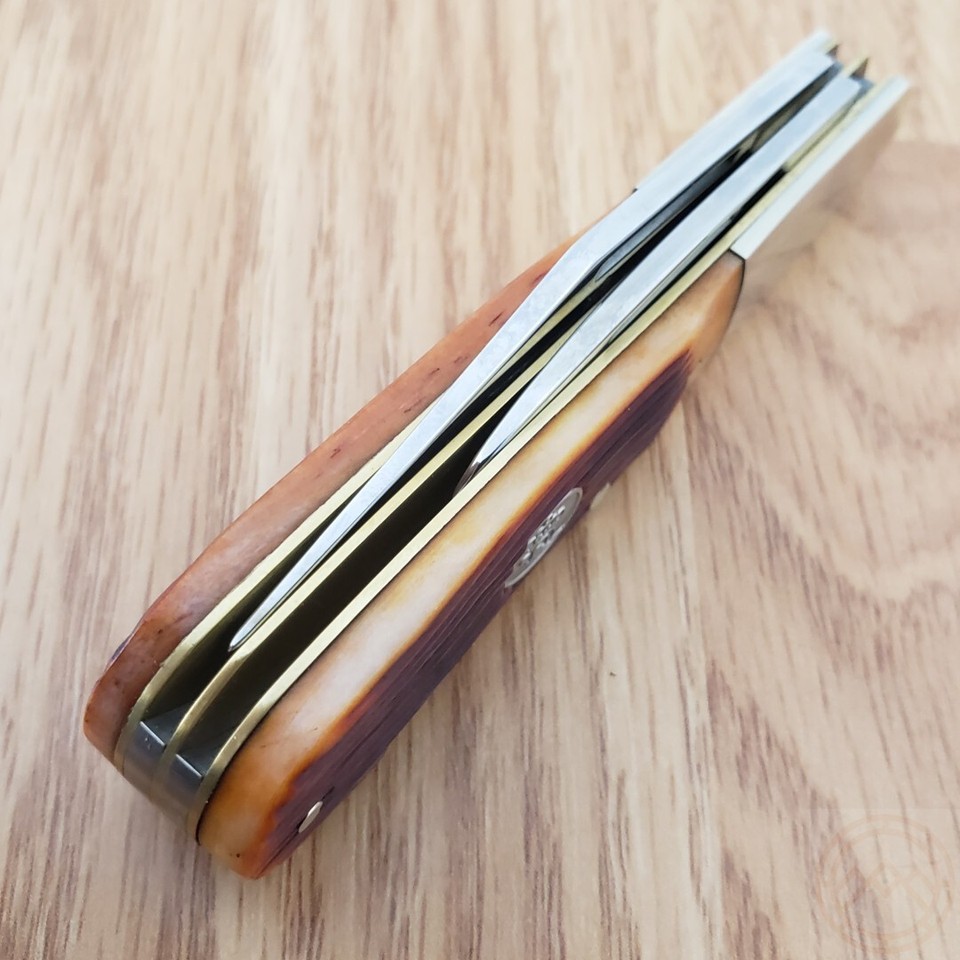 Queen Barlow Pocket Knife 1095HC Steel Blades Amber Winter Jigged Bone ...
