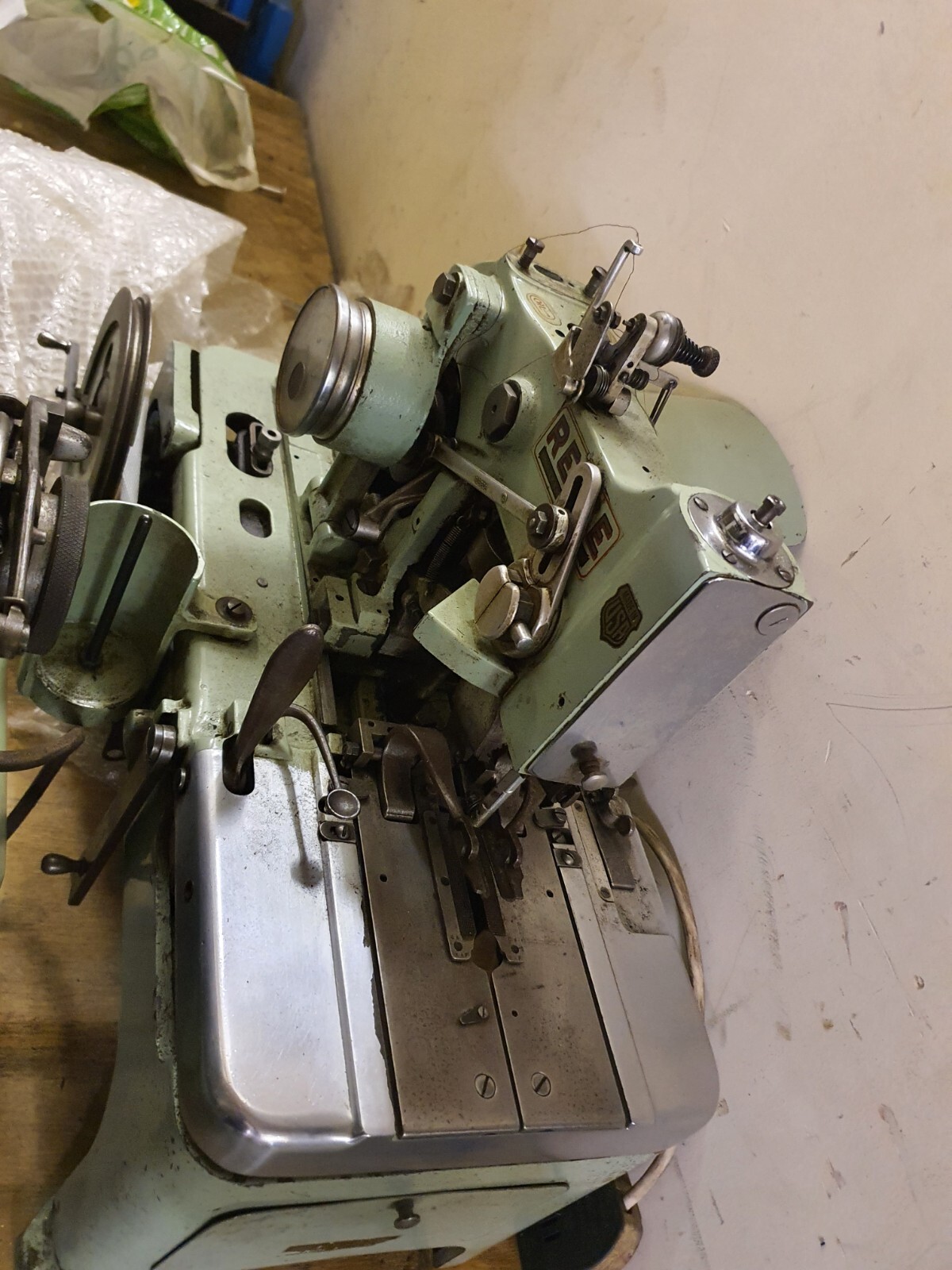 3 Reece 101 Buttonhole Industrial Sewing Machines. Spares Or Repairs ...