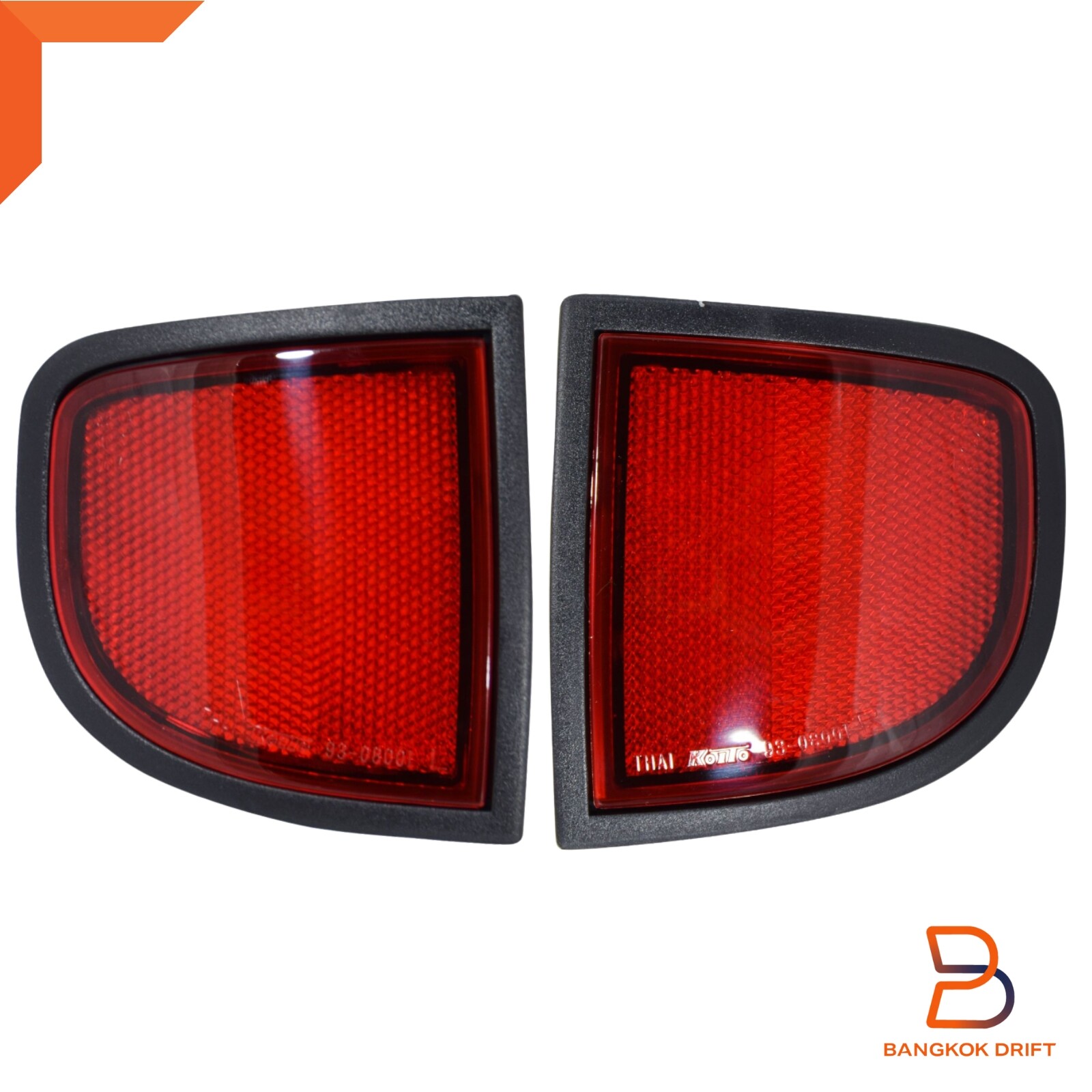 8355A015 8355A016 LH RH REAR REFLECTORS FOR MITSUBISHI L200 TRITON 05 ...