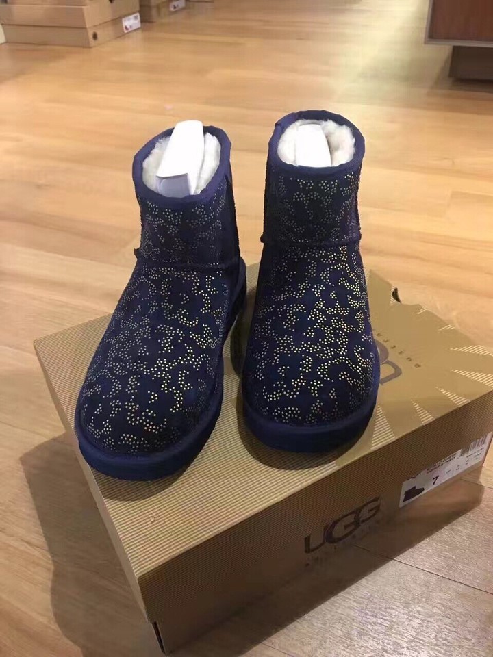 New UGG Australia Classic Mini Metallic Conifer Boot 1008562 - Size US6 | eBay