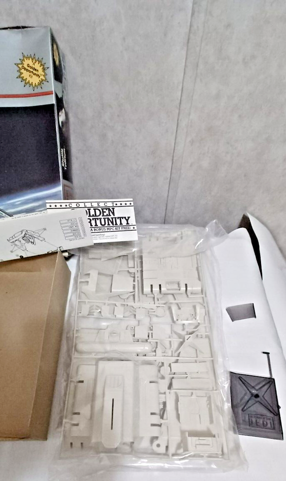 Vintage Shuttle Tydirium STAR WARS Return Of The Jedi Model Kit 1983 ...