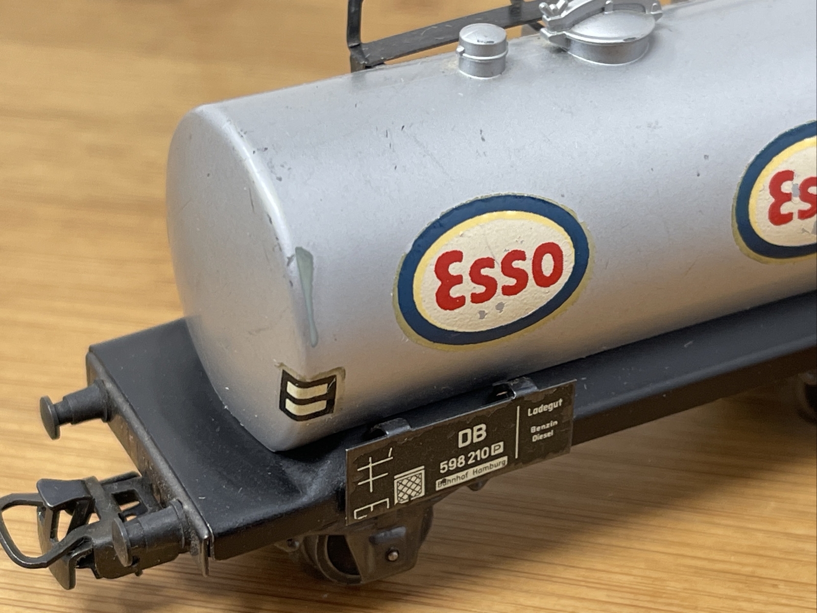 Marklin HO Scale ESSO Tank Car #4501 DB 599 304 | eBay