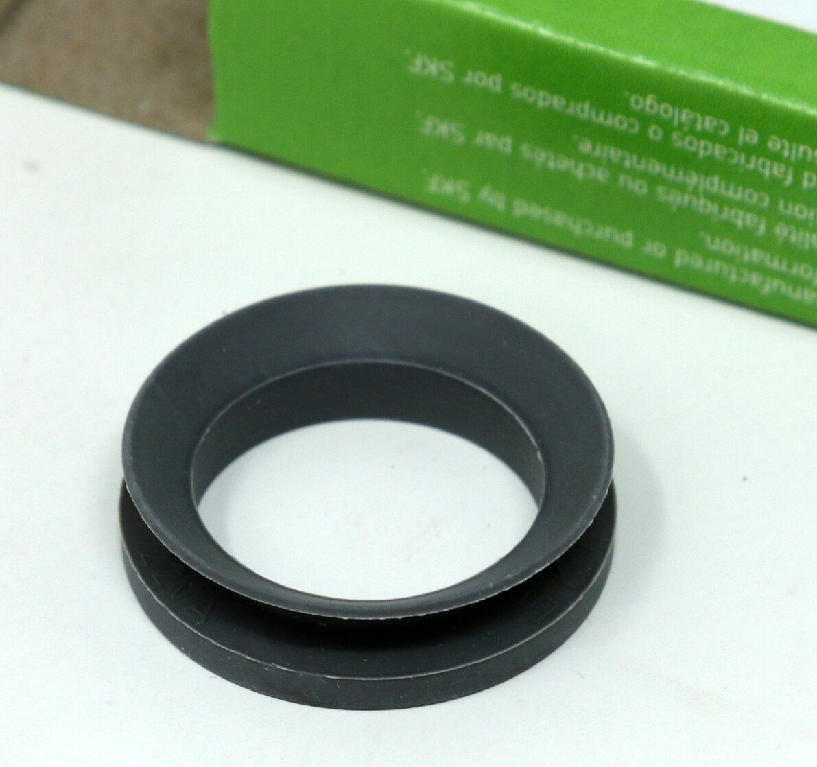 SKF 400220 Solid V-Ring Oil Seal, CVL-069N VR1, 0.827 to 0.945 in Shaft ...