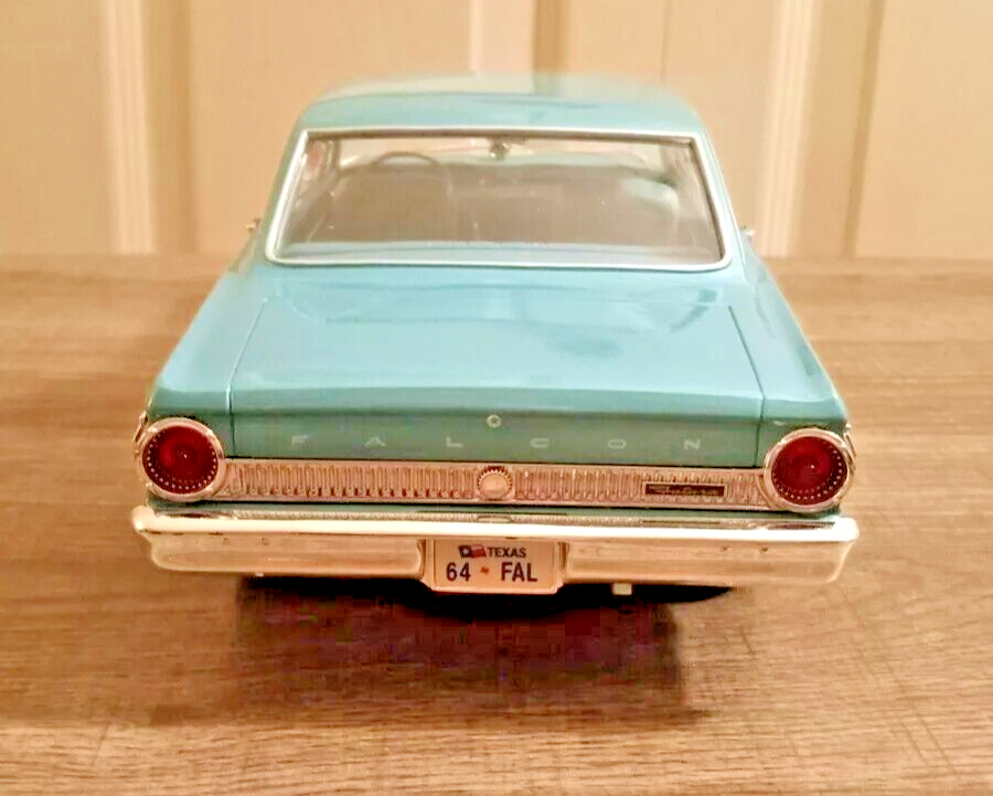 1/18, ( IB ) blue 1964 Ford Falcon , in the box , the box may or may ...
