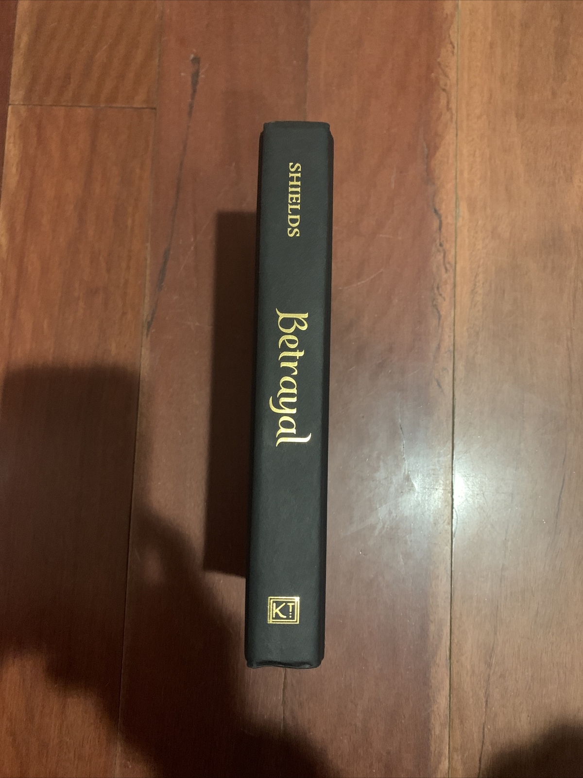 Betrayal (Immortal) by Gillian Shields 1st Ed Hard Cover With Dusk ...