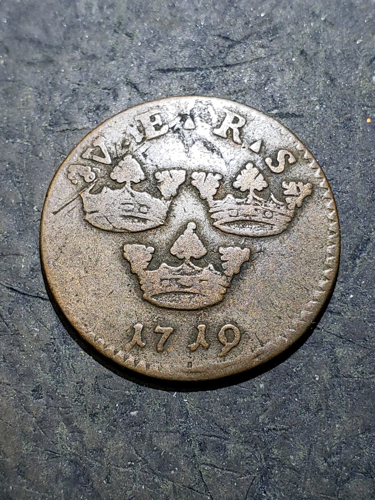 *ERROR* 1719 SWEDEN 1 ORE COPPER COIN STRUCK OVER SWEDEN 1 DALER COIN ...