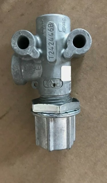 Bendix 277147N Pressure Protection Valve 65 PSI NOS for sale online | eBay