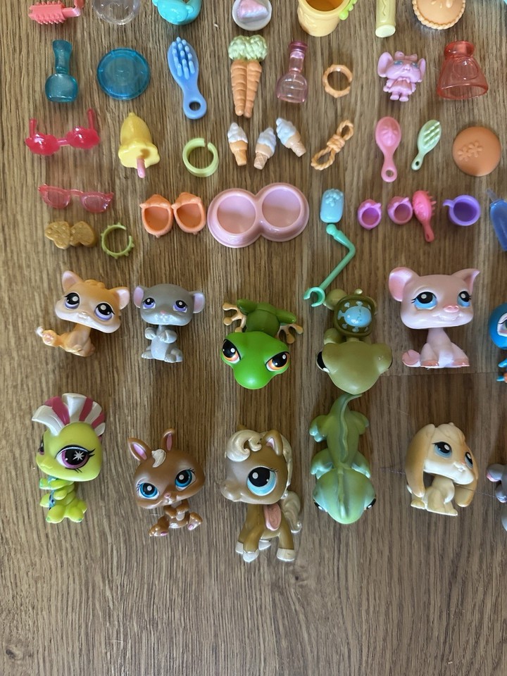 Littlest Pet Shop Bulk Lot: Big & Small Playsets, Accessories and Pet ...