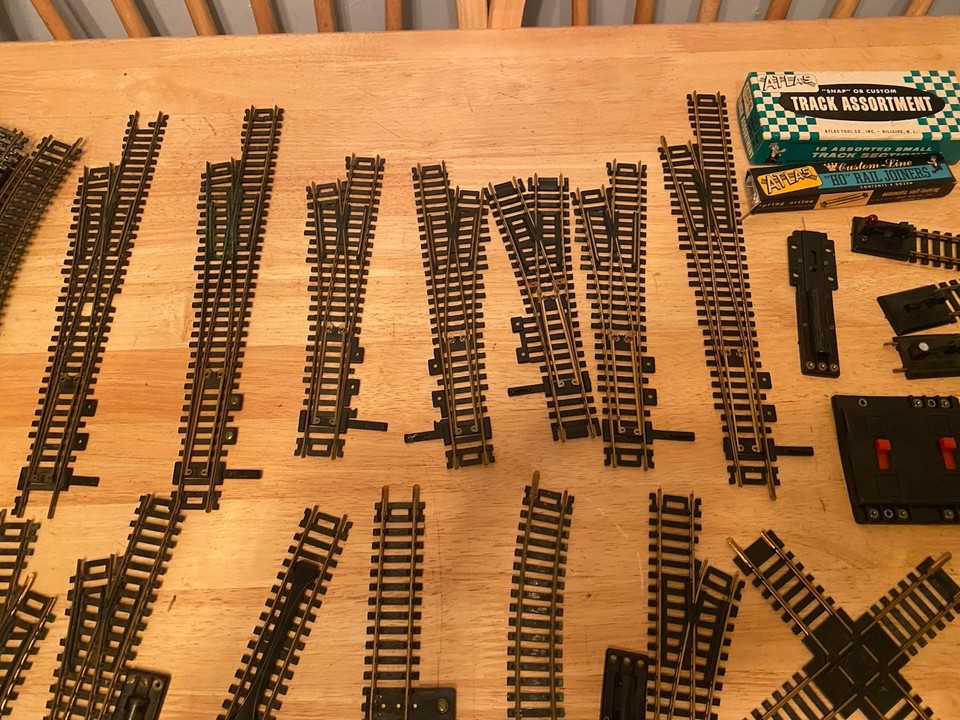 Huge Lot 150 Pc + Atlas HO Scale Code Track Switches Crossings Etc | eBay