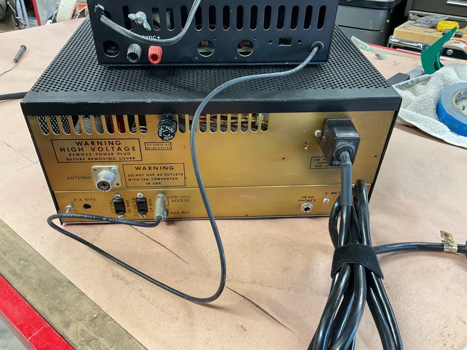 Siltronix 1011D Comanche Amateur Transceiver, with a SWAN Digital ...