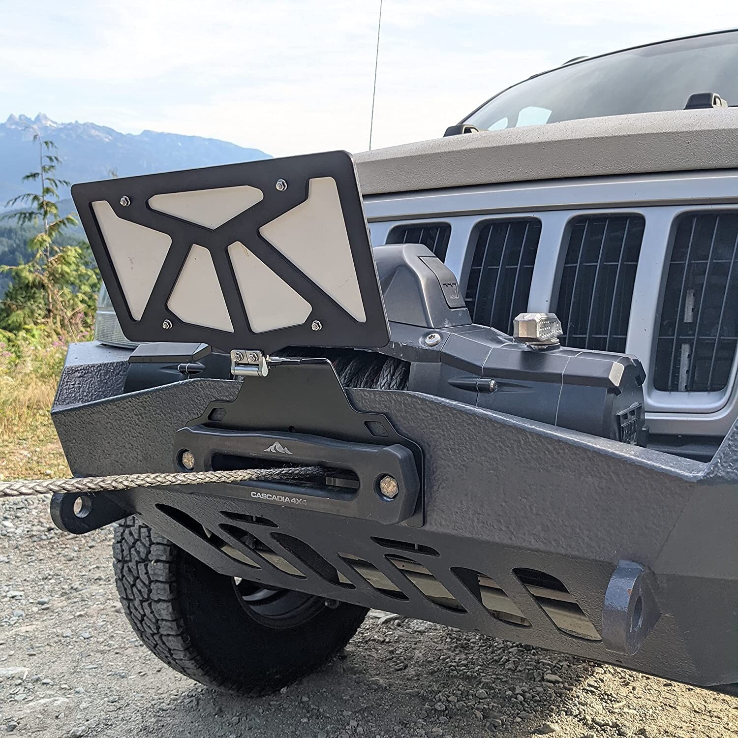 Flipster V3 - Winch License Plate Mounting System - Hawse & Roller ...