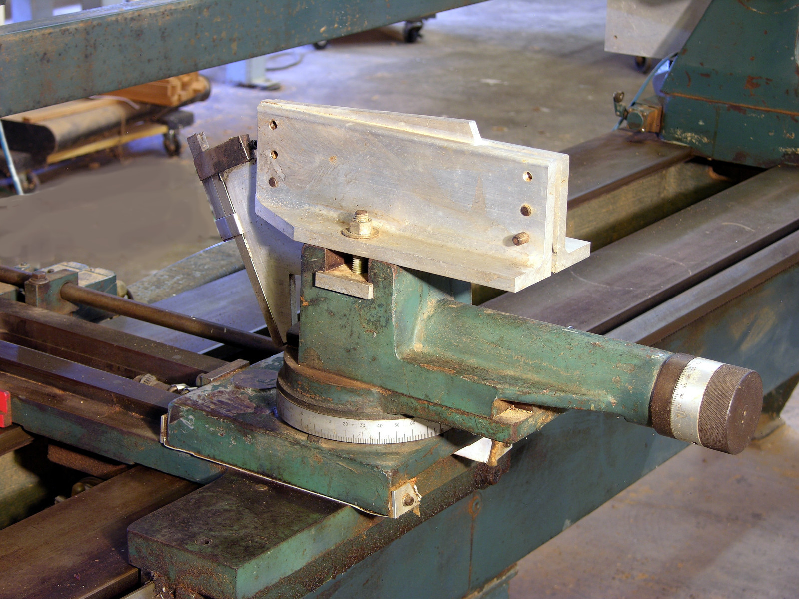 Oliver CNC Wood Lathe with 3 servo controled axis and up to 120 ...