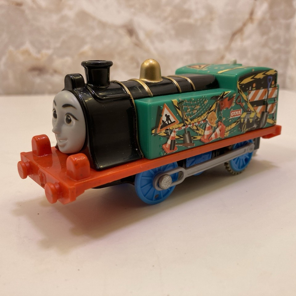 Thomas and Friends Trackmaster Gina “Digging for Treasure” Motorized ...